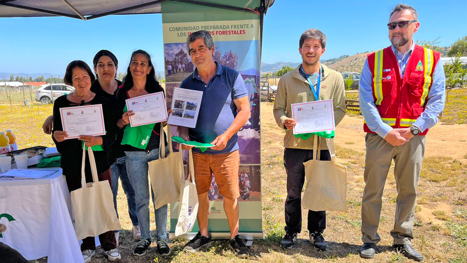 CONAF desarrolla el programa Comunidad Preparada Frente a los Incendios ...