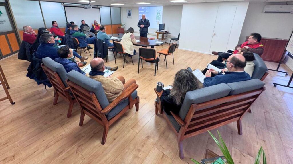 CONAF Biobío evaluó resultados y aprendizajes de la temporada de ...